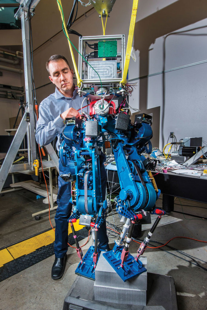 Humanoid robot with open electronics - Robohub