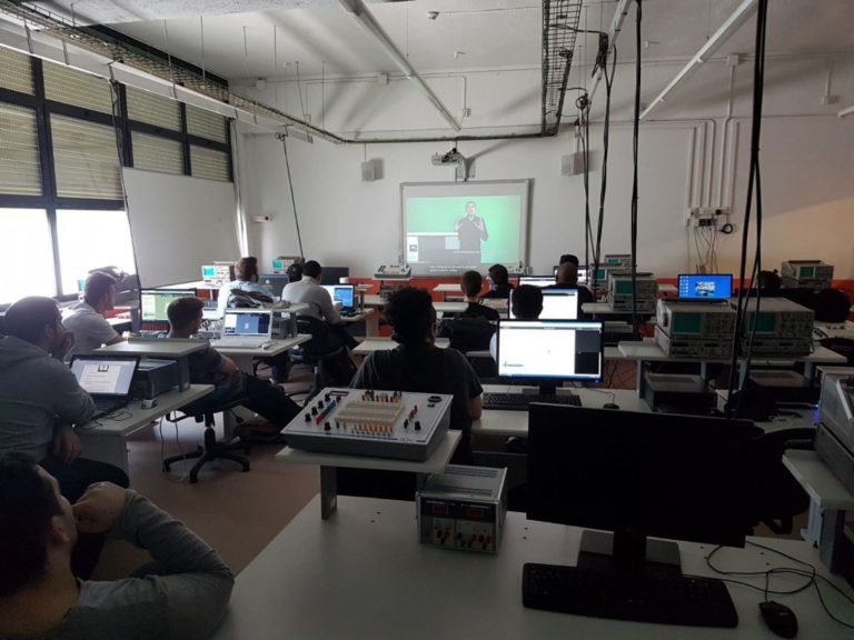 Teaching ROS quickly to students - Robohub