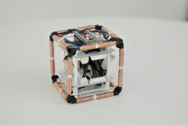 Robotic cubes shapeshift in outer space - Robohub